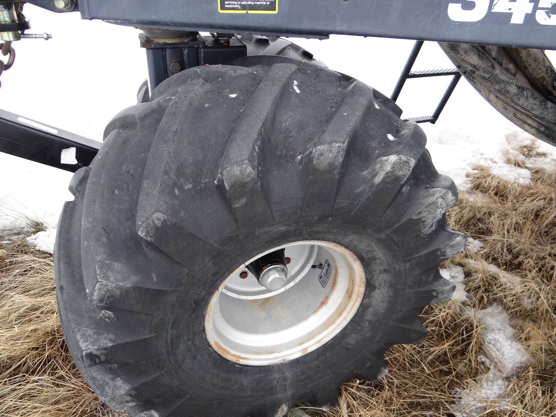 2012 CASE IH ATX700 air drill, 70’x10” spacing, w/Case IH 3430 TBT cart ...