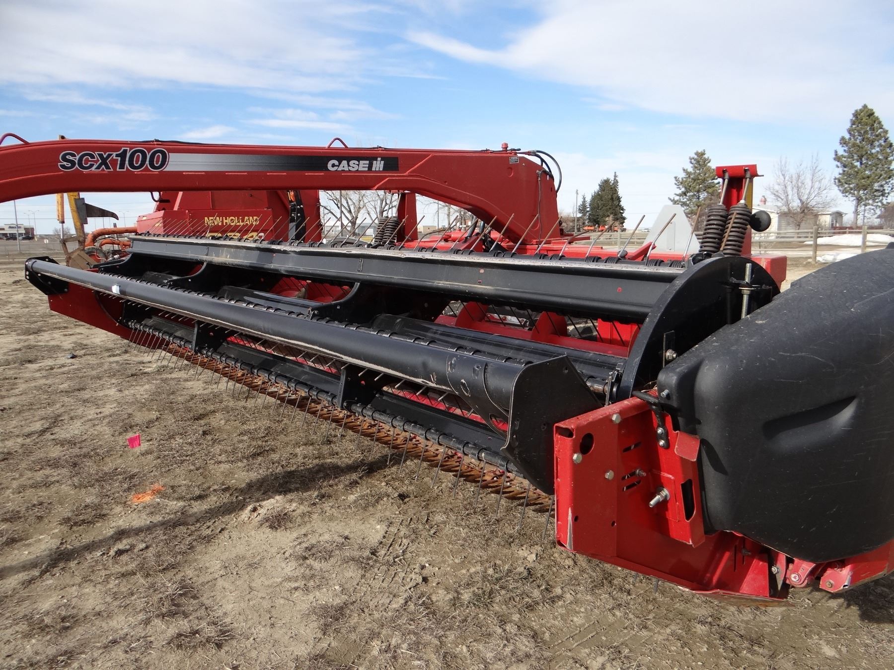 2012 Case IH HDX162 swing-tongue swather, 16’