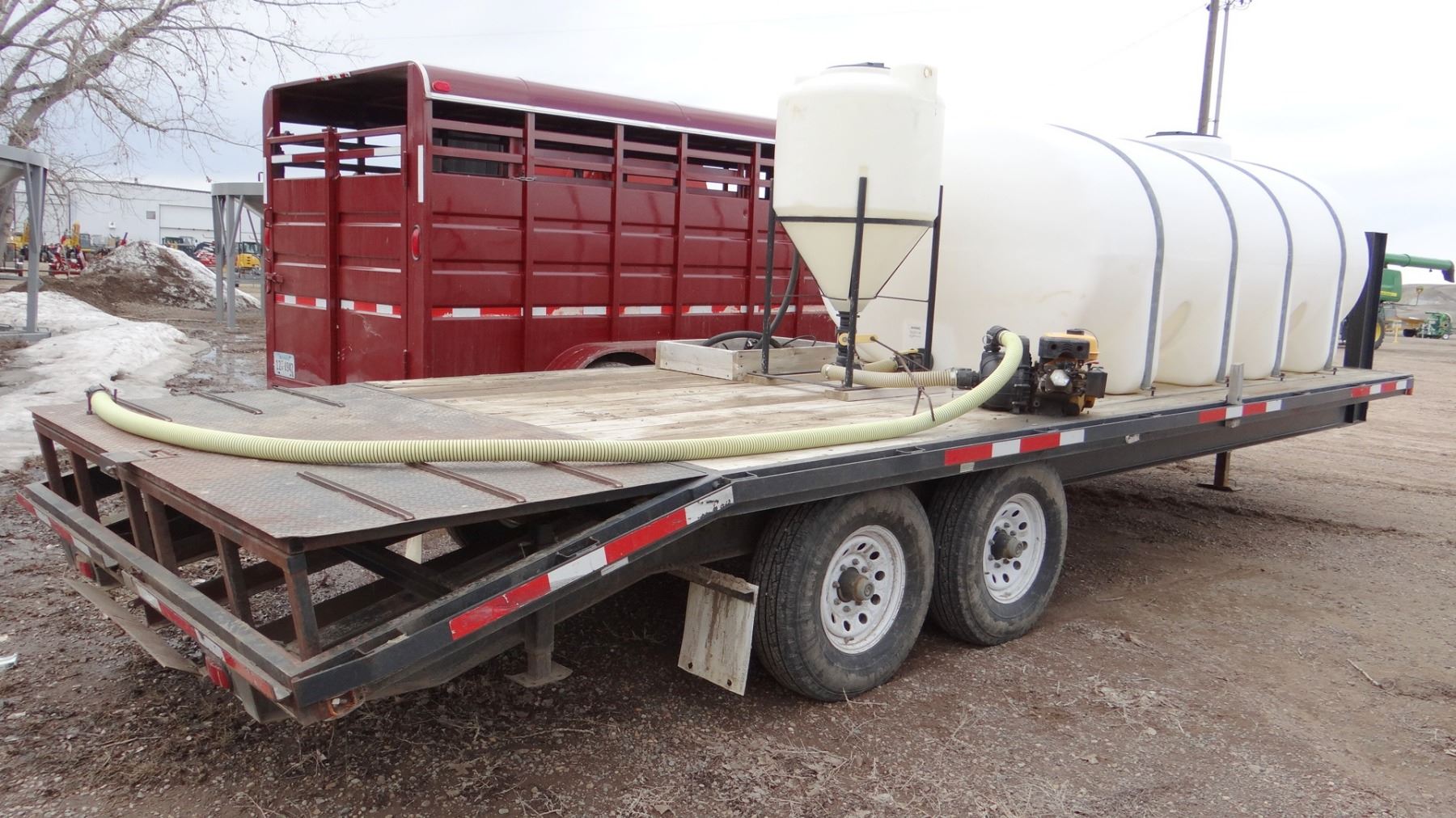 Spray Tender, (1) 1600 gal. poly tank, single 85 gal. induction cone