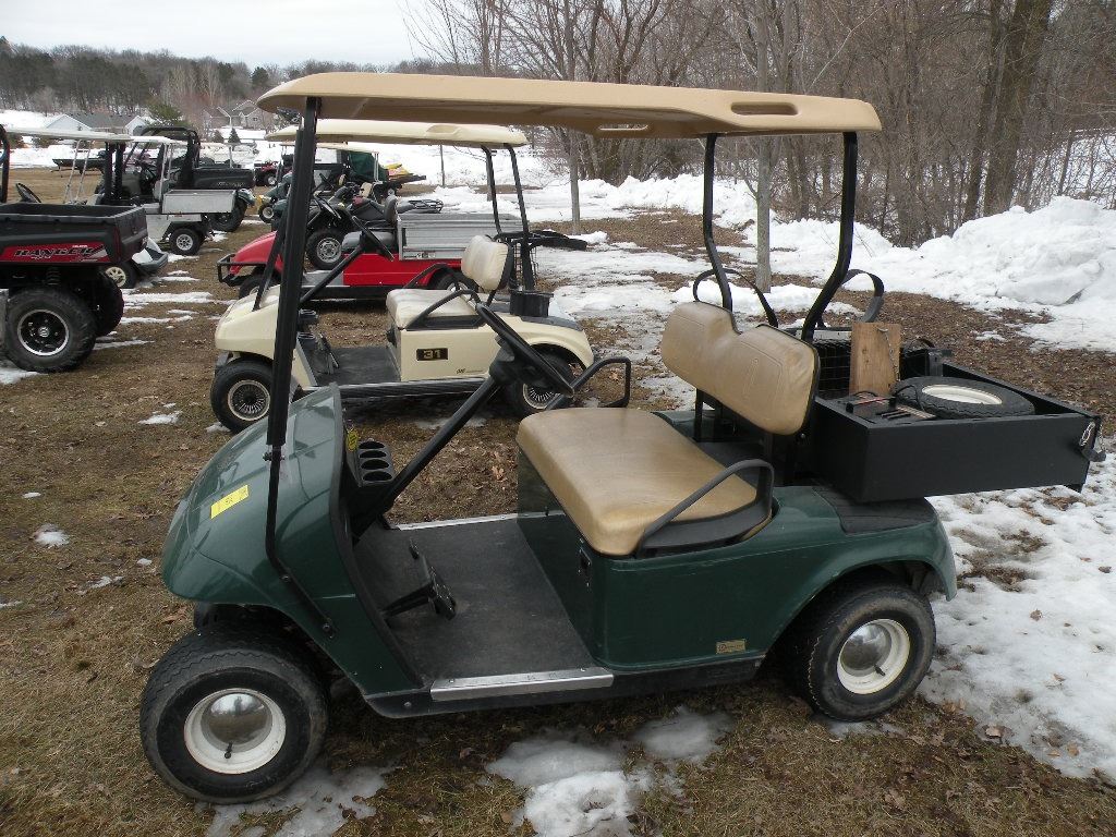 EZ-Go electric golf cart w/charger SN#-J2021521417