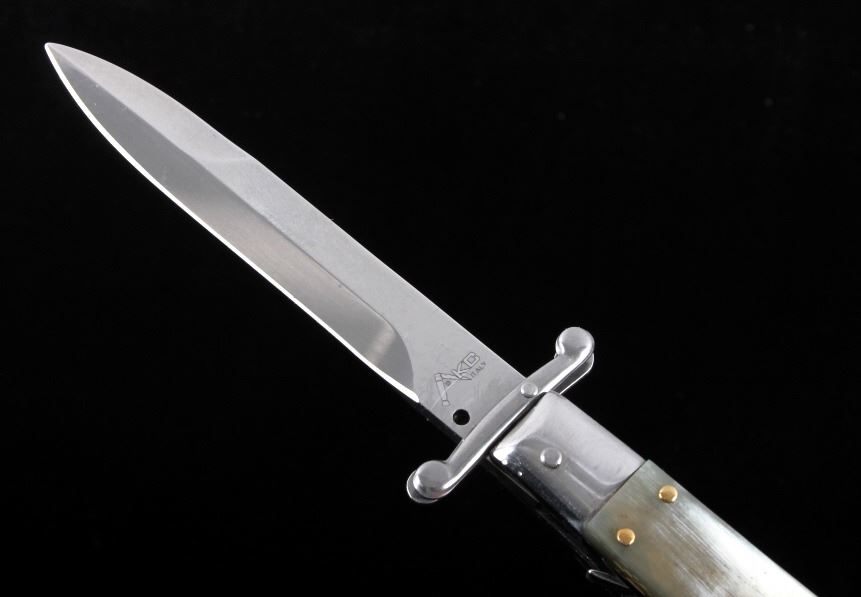AKC Italian Swinguard Stiletto Switchblade Knife