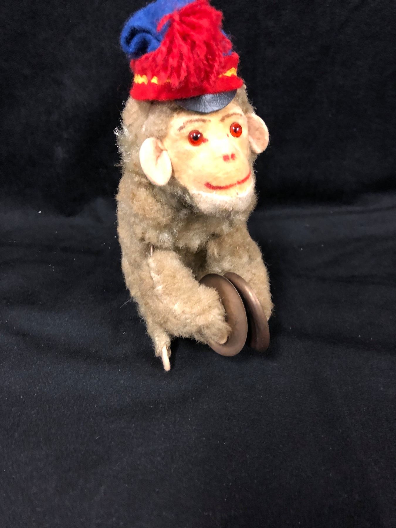 VINTAGE TIN WIND-UP MONKEY W/ CYMBALS