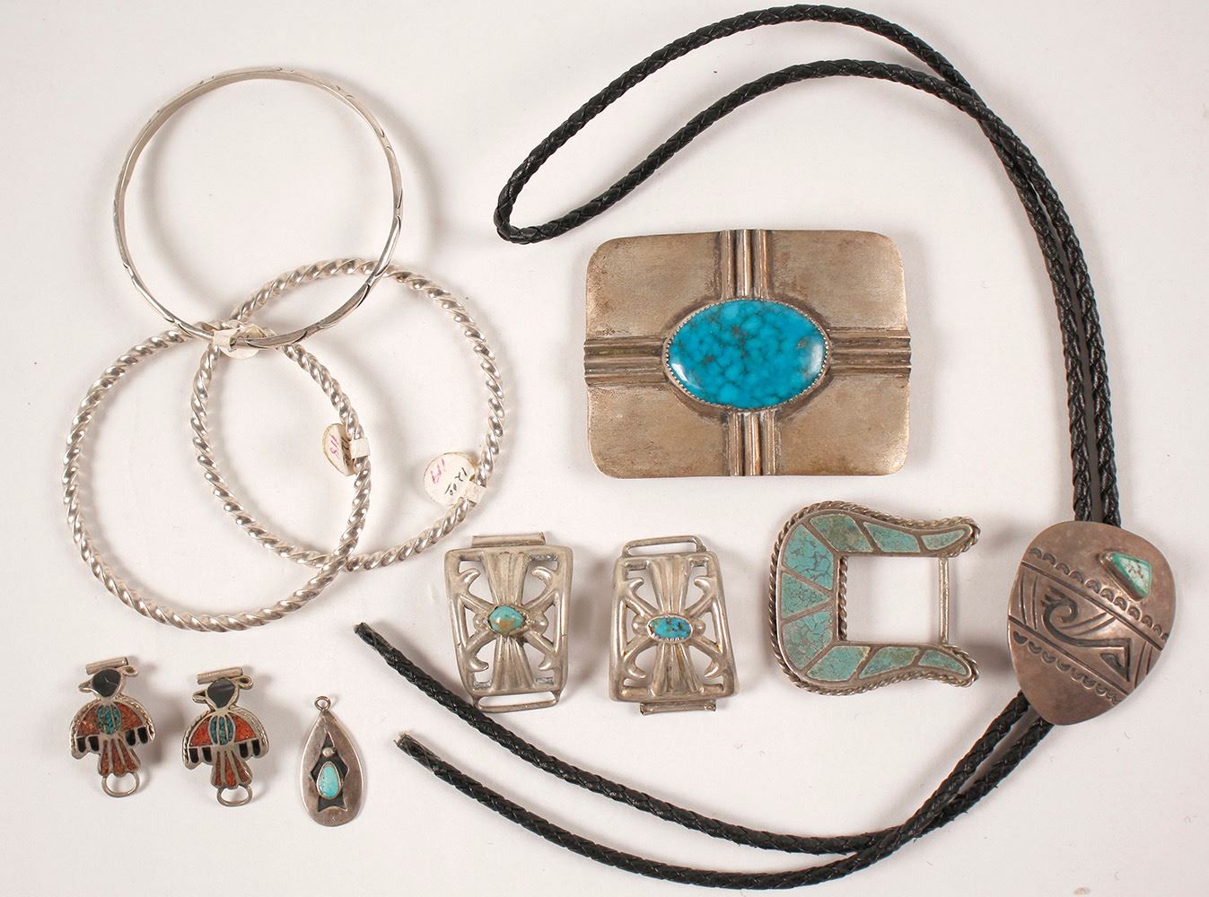 Navajo Jewelry Group navajo-jewelry-group
