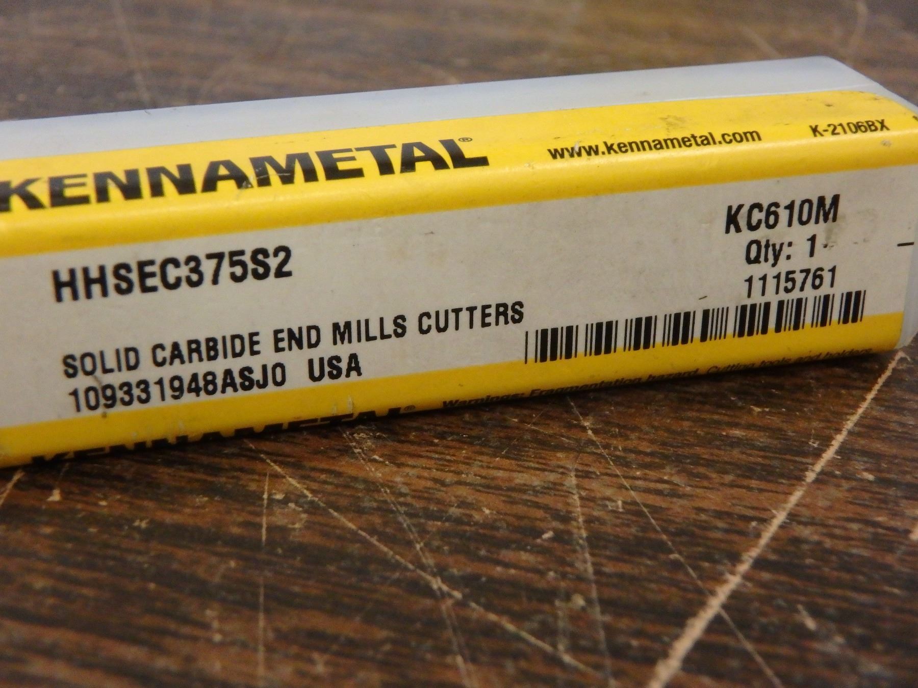 New Kennametal 3 8 X 3 8 X 1 1 4 X 2 1 2 Solid Carbide End Mill New Kennametal 3 8 X 3 8 X 1 1 4 X 2 1 2 Solid Carbide End Mill