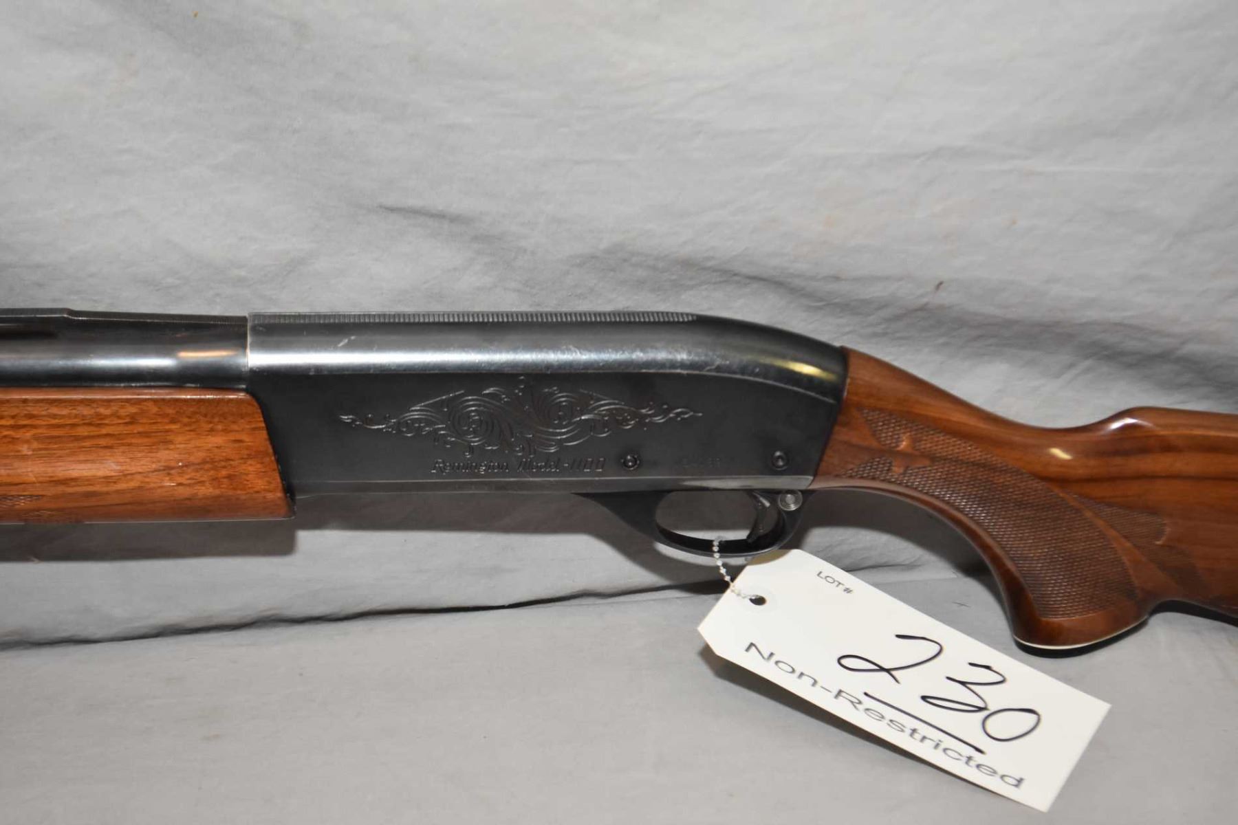 Remington Model 1100 12 Ga 2 3 4 Semi Auto Shotgun W 30 Vent Rib remington-model-1100-12-ga-2-3-4-semi-auto-shotgun-w-30-vent-rib