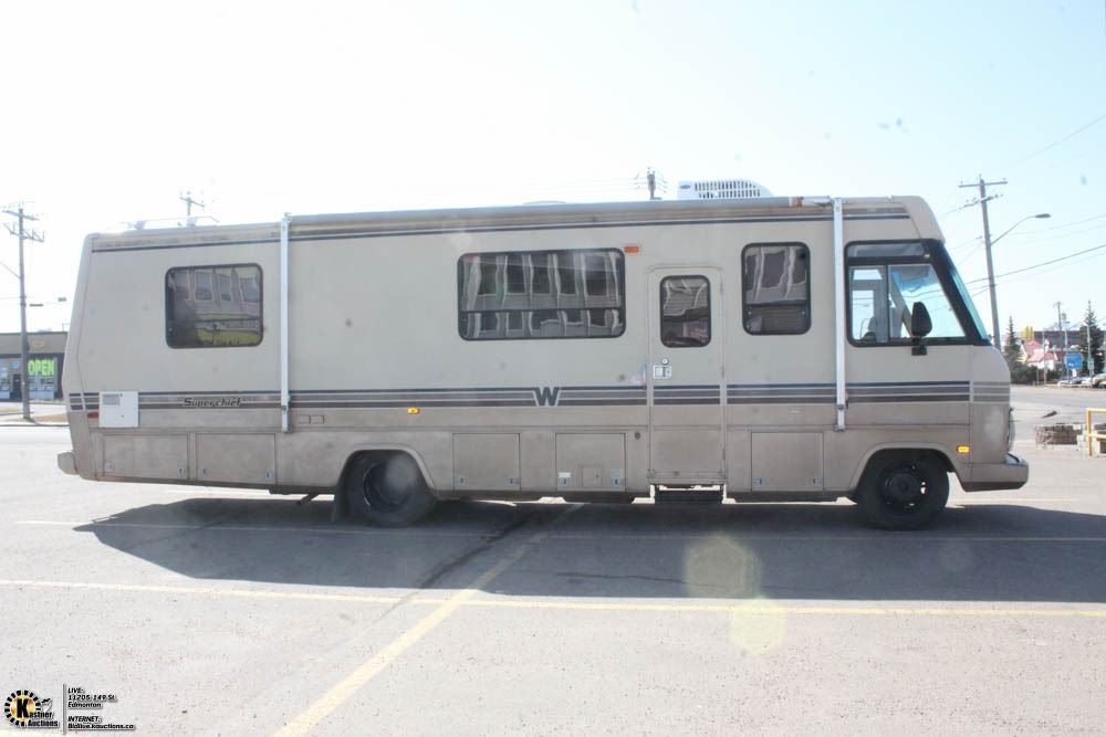 1989 CHEVROLET WINNEBAGO MOTORHOME CLASS A SUPERCH
