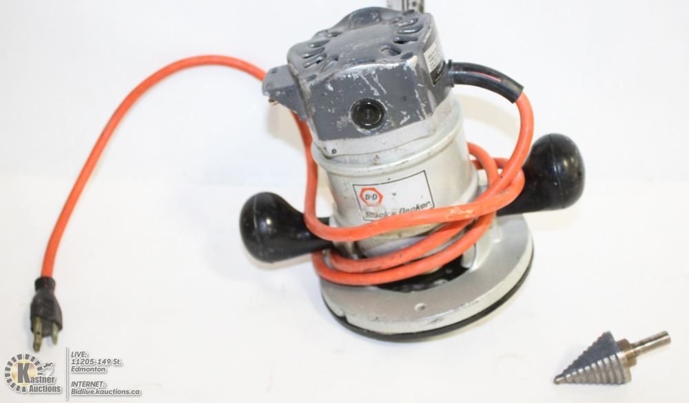 BLACK & DECKER 7610 ROUTER W/ A WALTER