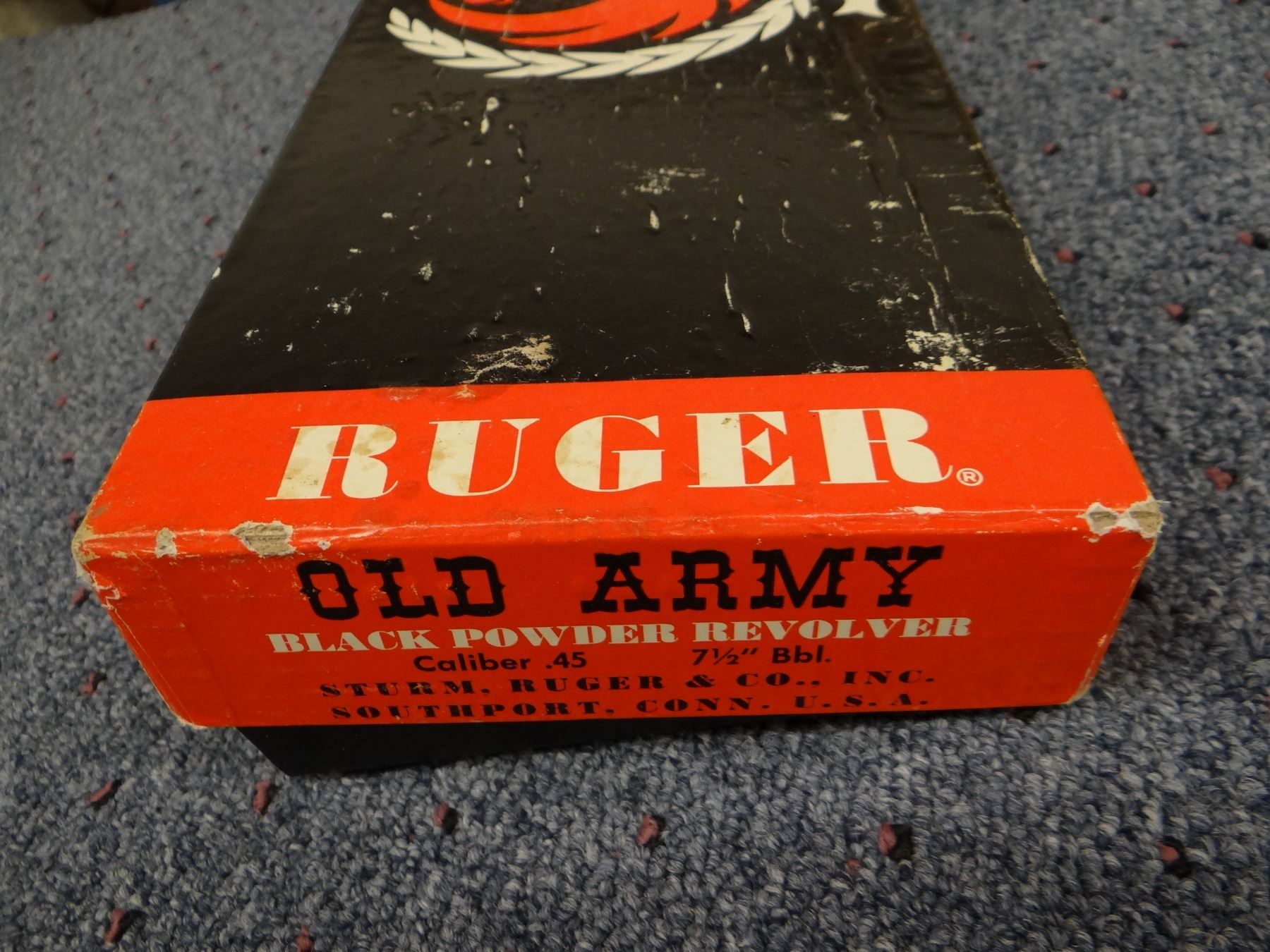 Ruger Old Army black powder revolver, .45 cal., 7 ½” bbl, s#10-001498, NIB