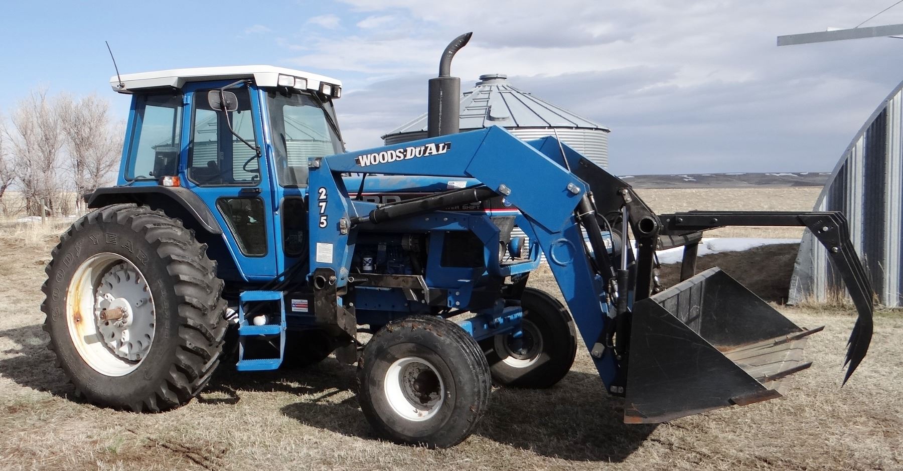1993 Ford 8630 tractor w/Woods DuAl 275 loader, 120 pto hp, 1706 actual ...