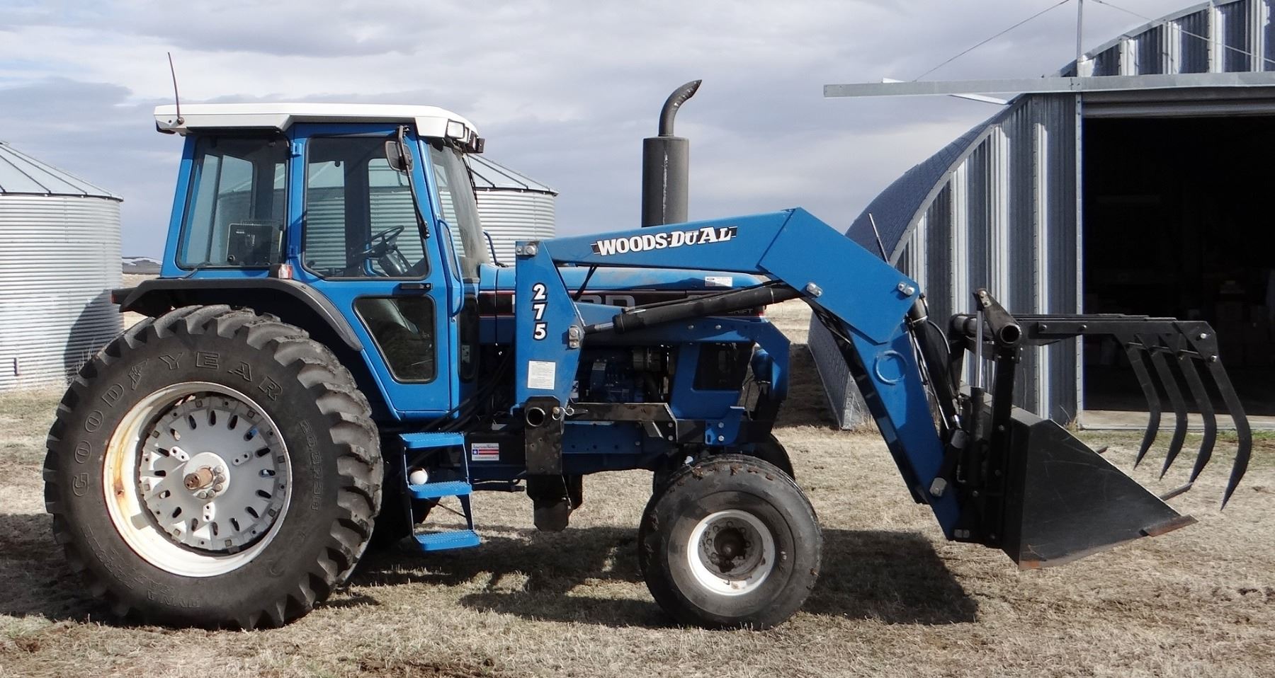 1993 Ford 8630 tractor w/Woods DuAl 275 loader, 120 pto hp, 1706 actual ...