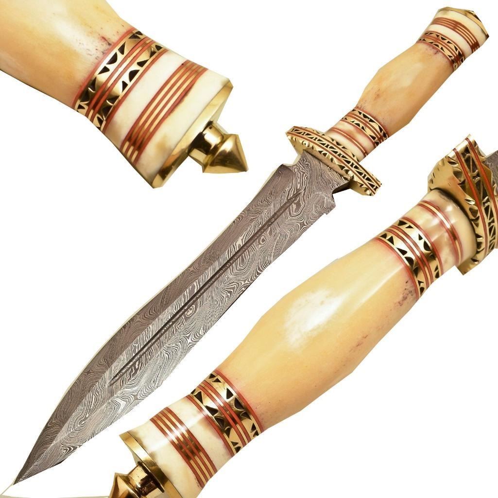 Absolutely Fabulous, Hand-Made Custom Damascus Steel Hunting Dagger ...