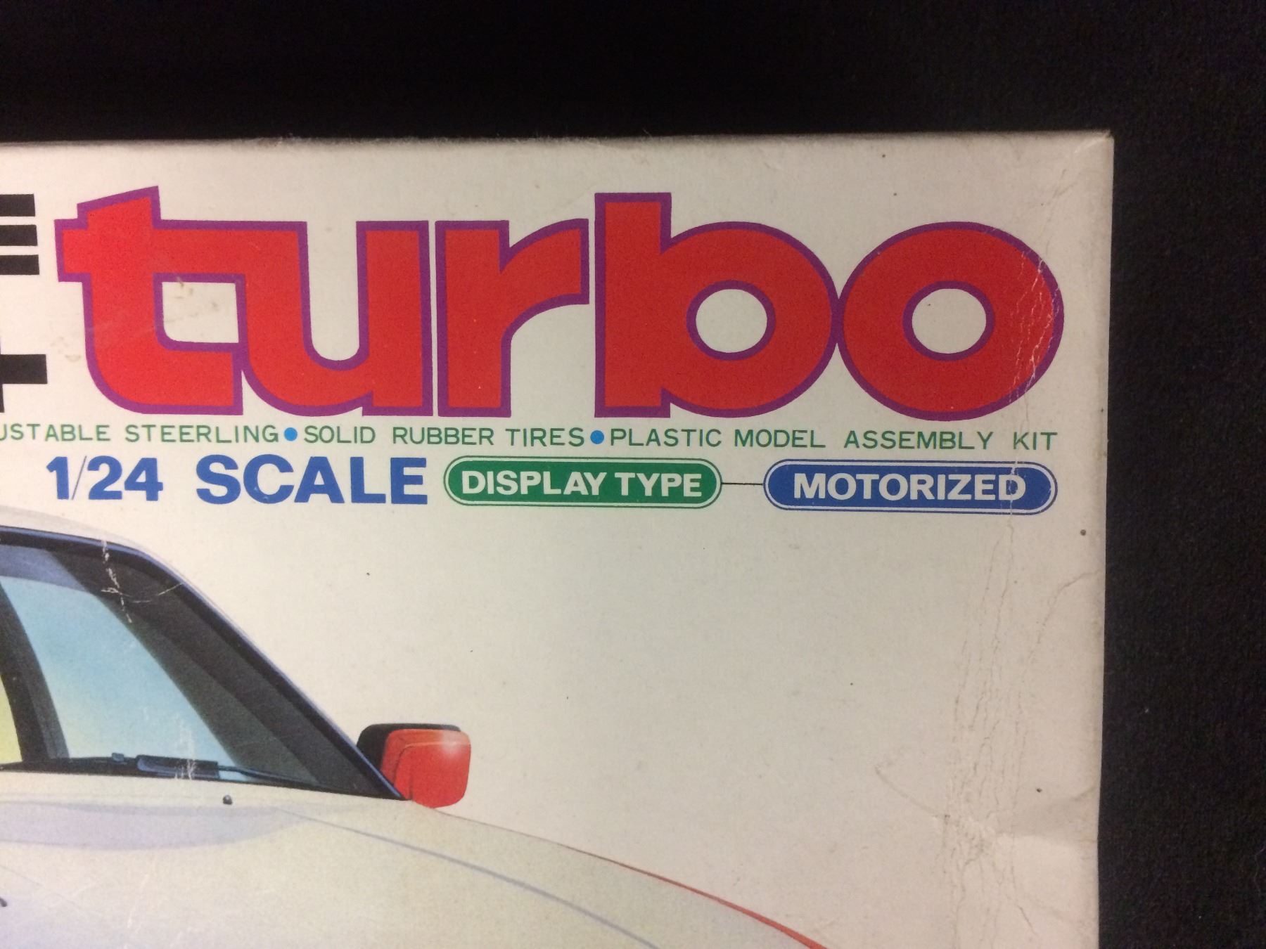 MOTORIZED LS PORSCHE 924 TURBO 1:25 SCALE UNASSMBLED MODEL KIT W/ BOX