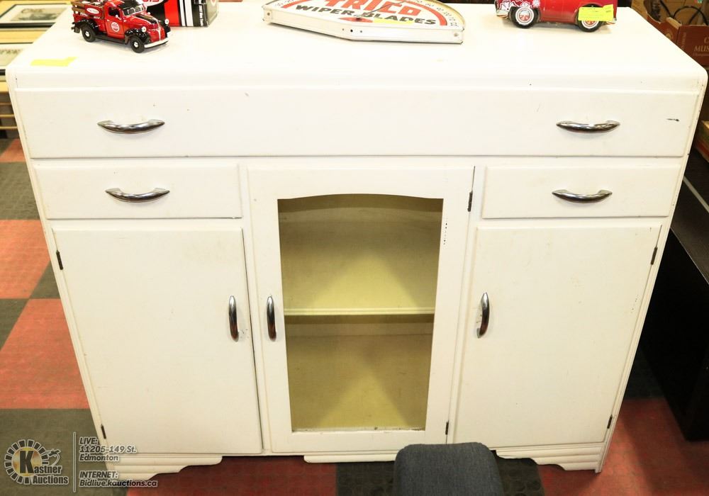 KITCHEN BUFFET CABINET VINTAGE 1950TH WHITE