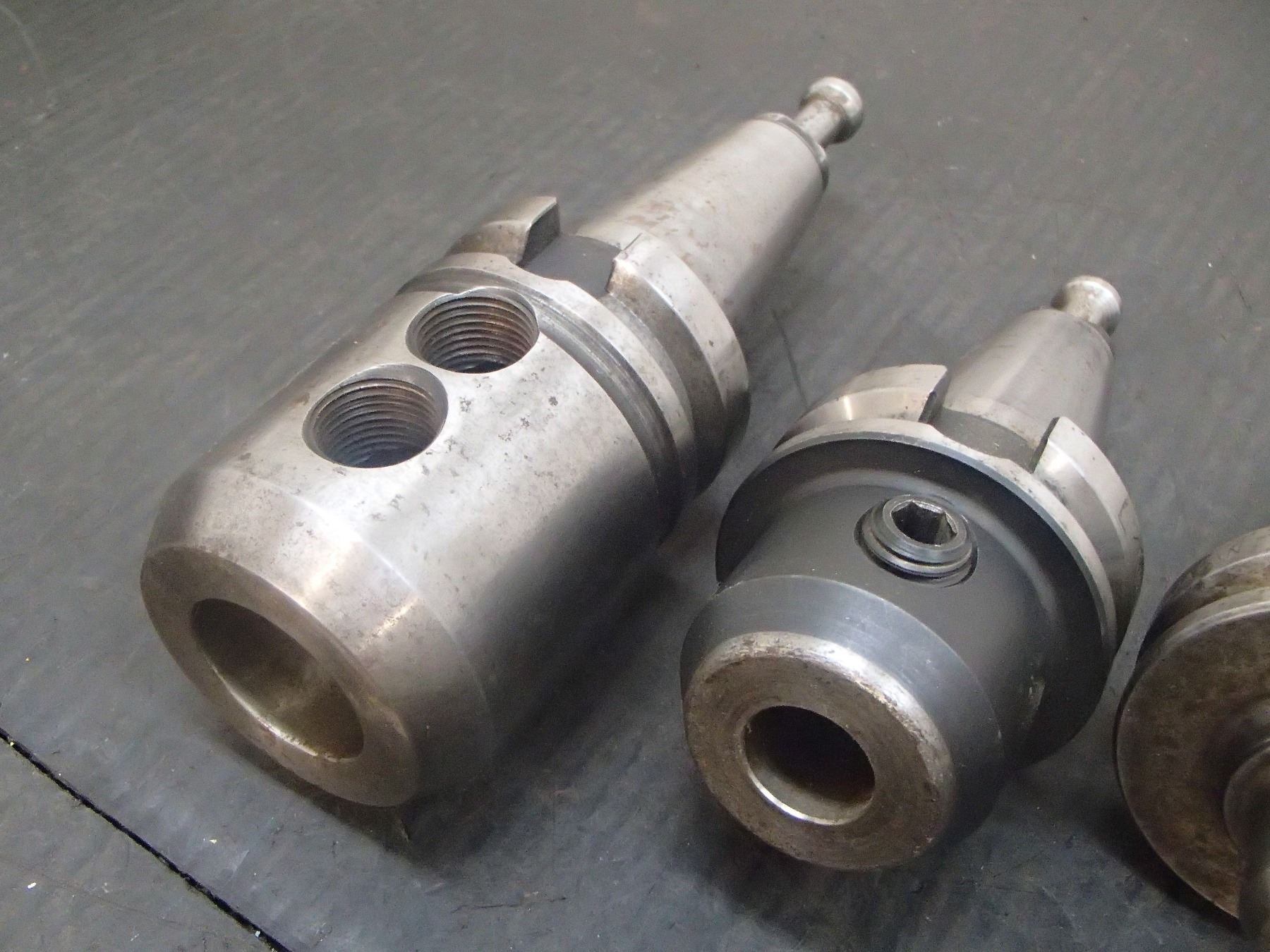 BT40 Lyndex End Mill Holders 1 8 3 8 2 1 2 3 4 1 1 25 bt40-lyndex-end-mill-holders-1-8-3-8-2-1-2-3-4-1-1-25
