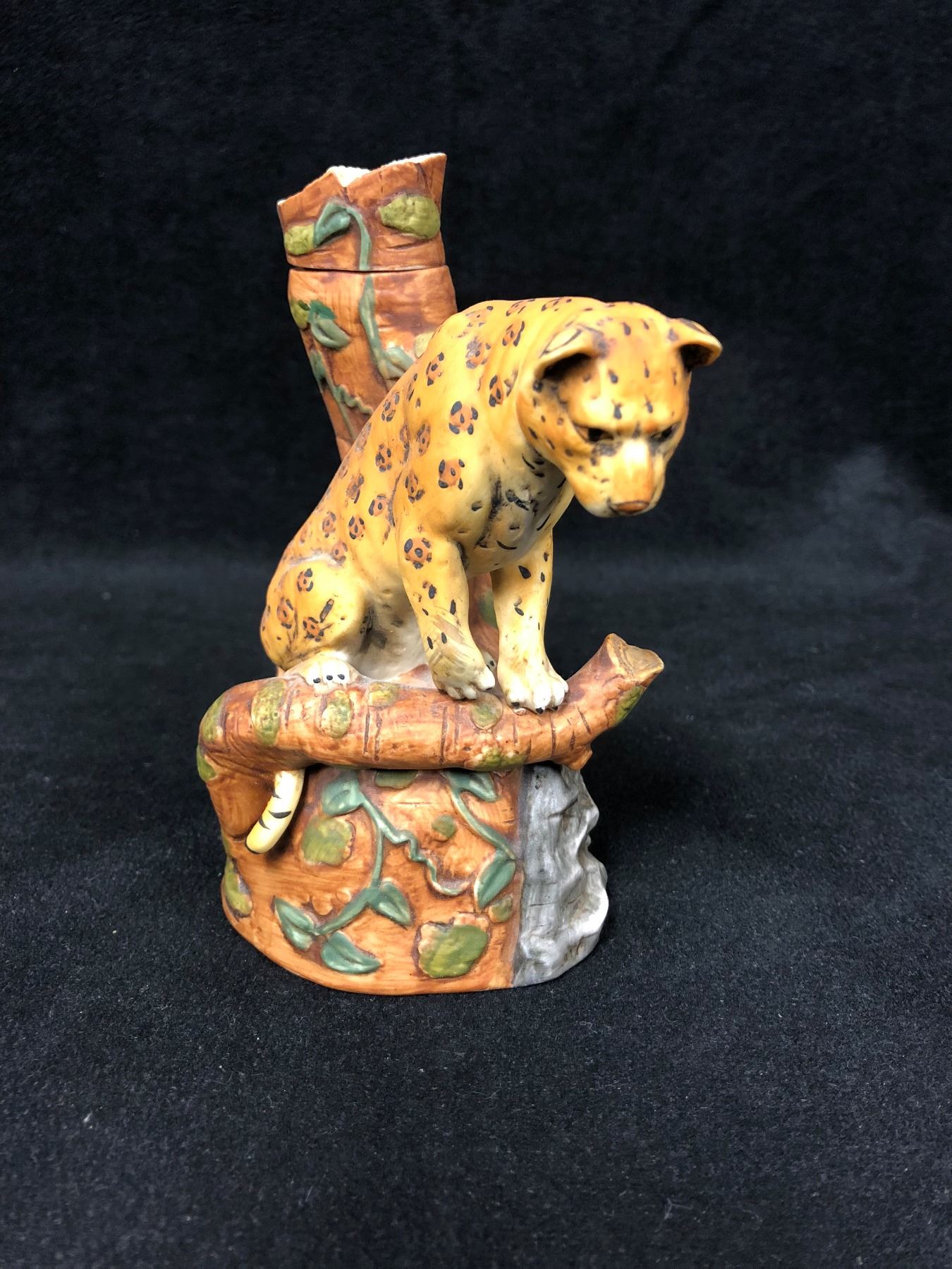 SKI COUNTRY SMALL WHISKEY DECANTER SIGNED BY ARTIST KENT PENDLETON IN ...