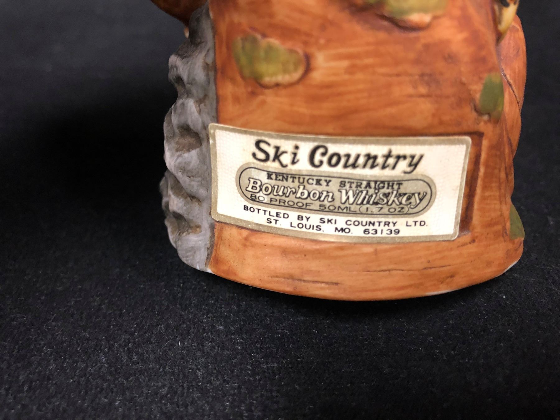 SKI COUNTRY SMALL WHISKEY DECANTER SIGNED BY ARTIST KENT PENDLETON IN ...
