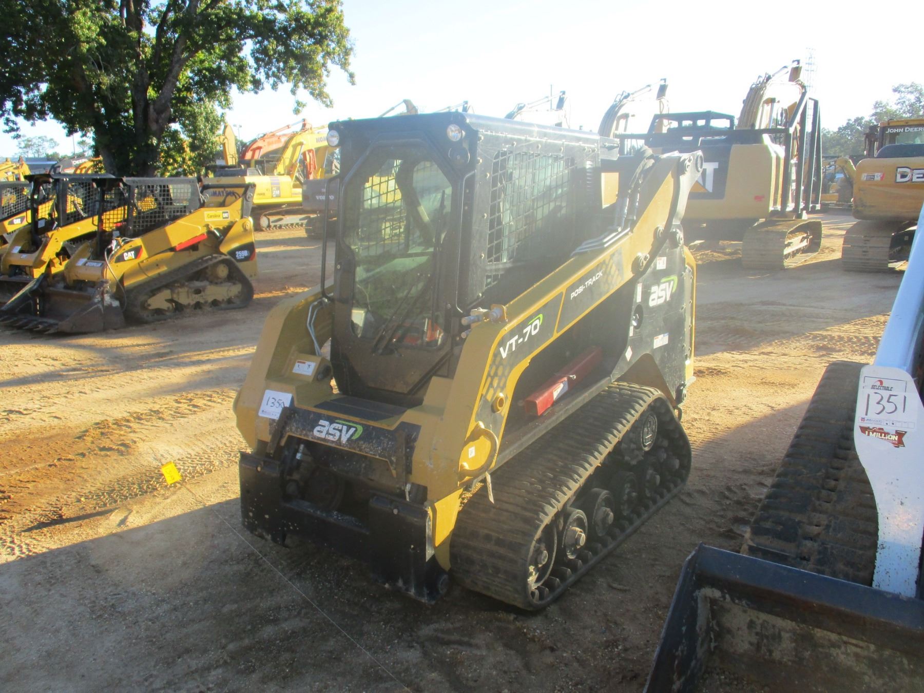 2017 ASV VT70 SKID STEER LOADER, VIN/SN:JHDS00942 - CRAWLER, HIGH FLOW, CAB, A/C, METER READING 280