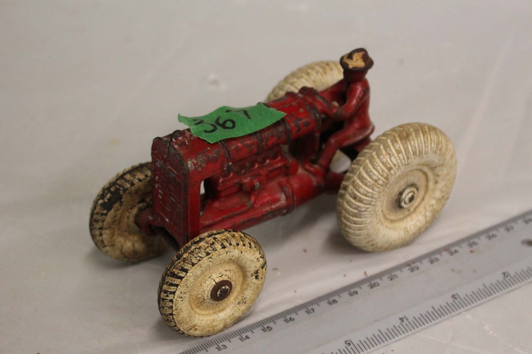 Arcade Antique Cast Iron Toy Tractor w/ Balloon Tires