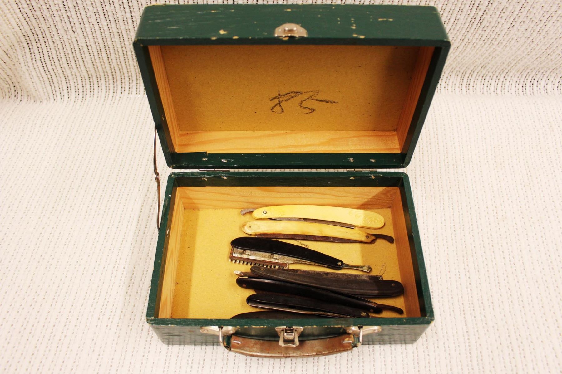 (3) Wooden Boxes w/Vintage Shaving Razors