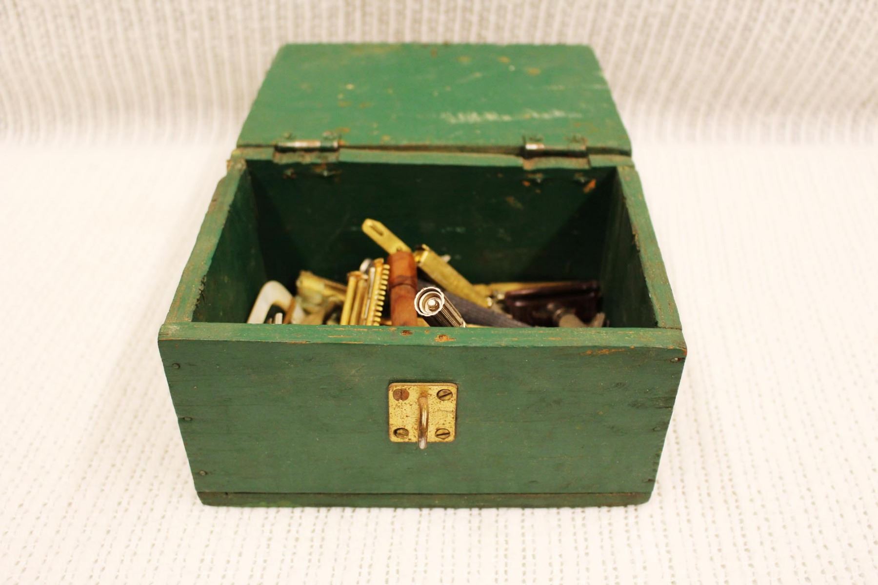 (3) Wooden Boxes w/Vintage Shaving Razors
