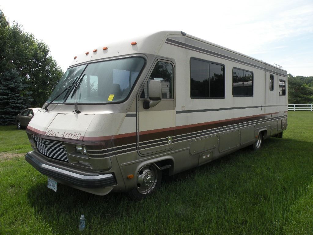 1987 Pace Arrow motorhome SN#-1GBKP37WXH3305147