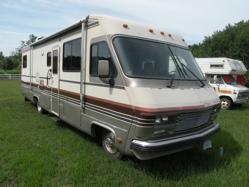 1987 Pace Arrow motorhome SN#-1GBKP37WXH3305147