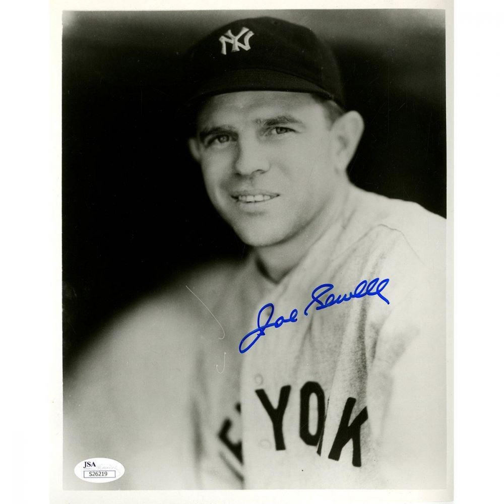 Joe Sewell Signed 8x10 Photo (JSA Hologram)