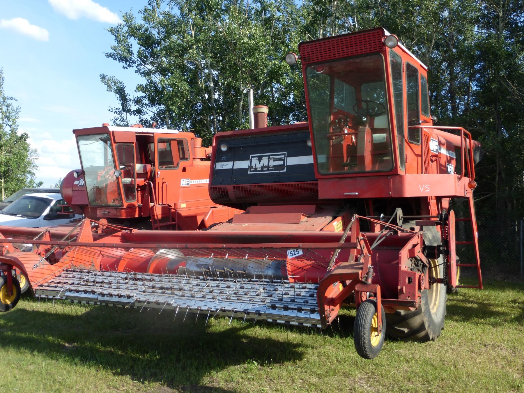 MASSEY FERGUSON 750 COMBINE