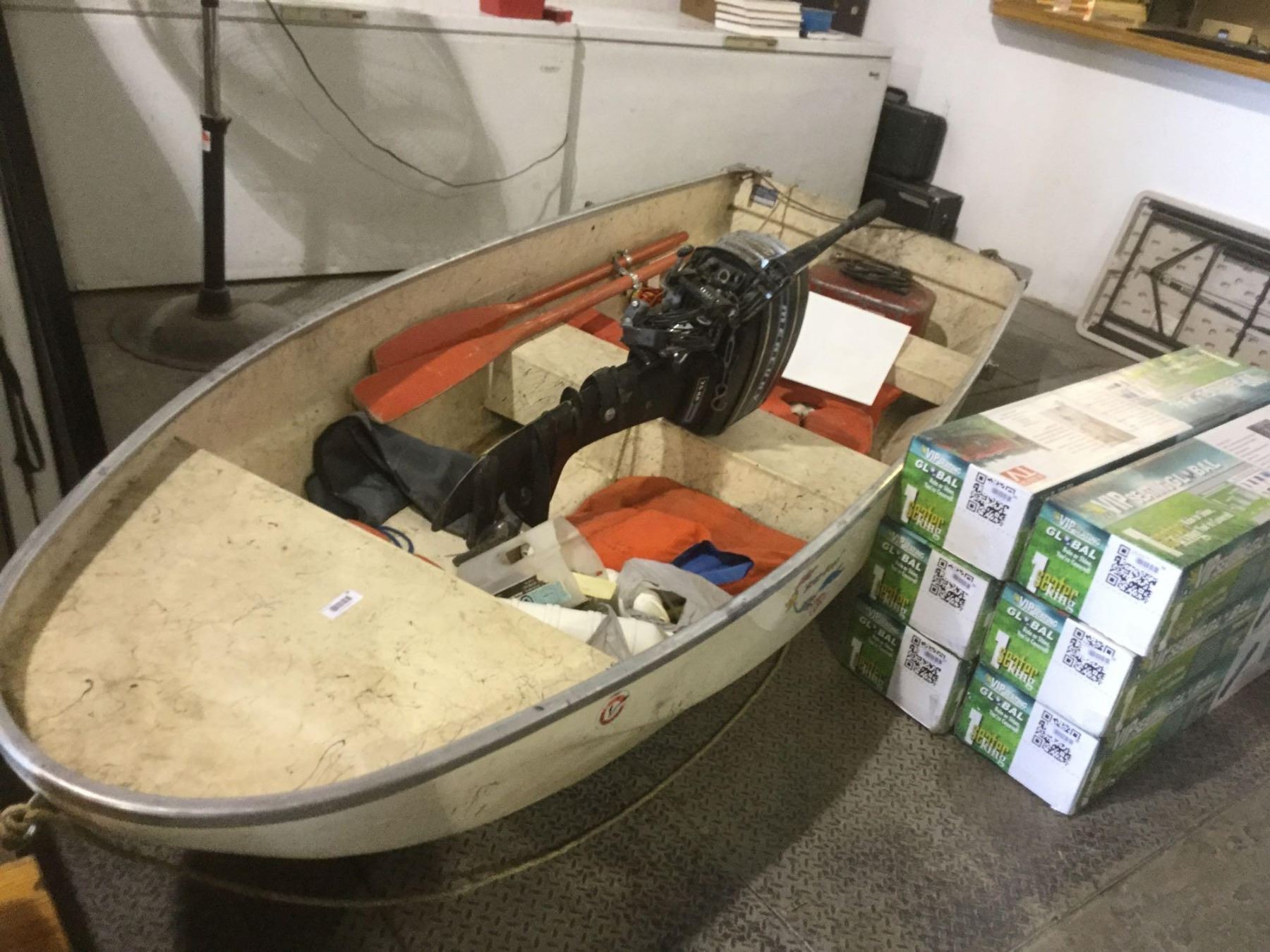 12" Sprinter Fishing Boat with Evinrude 7.5 HP Outboard Motor sold with ...