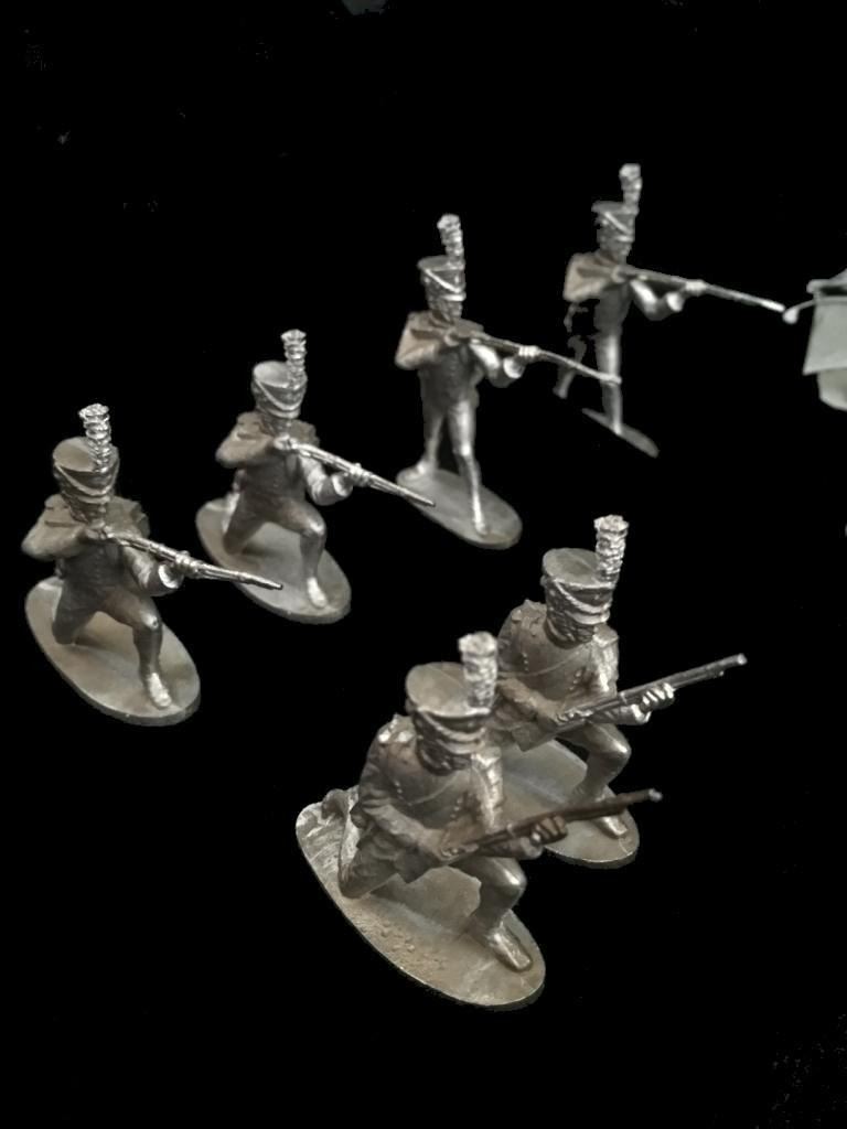 Set Of 21 Unpainted Lead Toy Soldiers