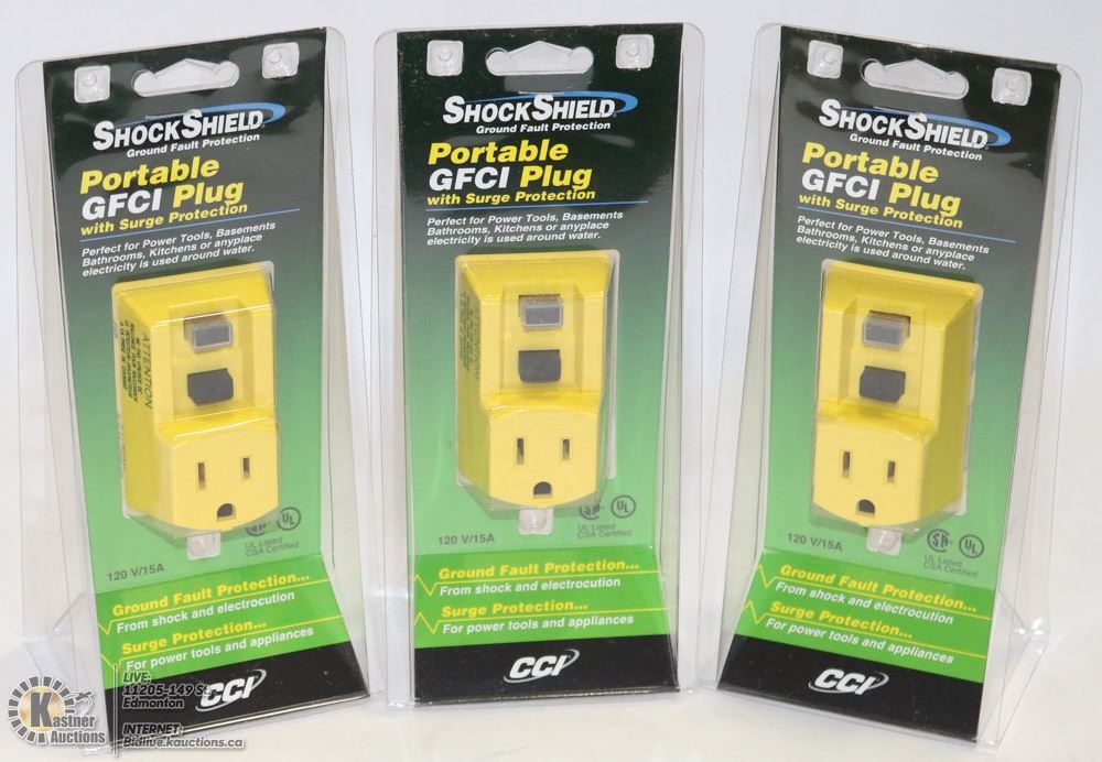 BOX WITH 3 SHOCK SHEILD PORTABLE GFCI PLUGS