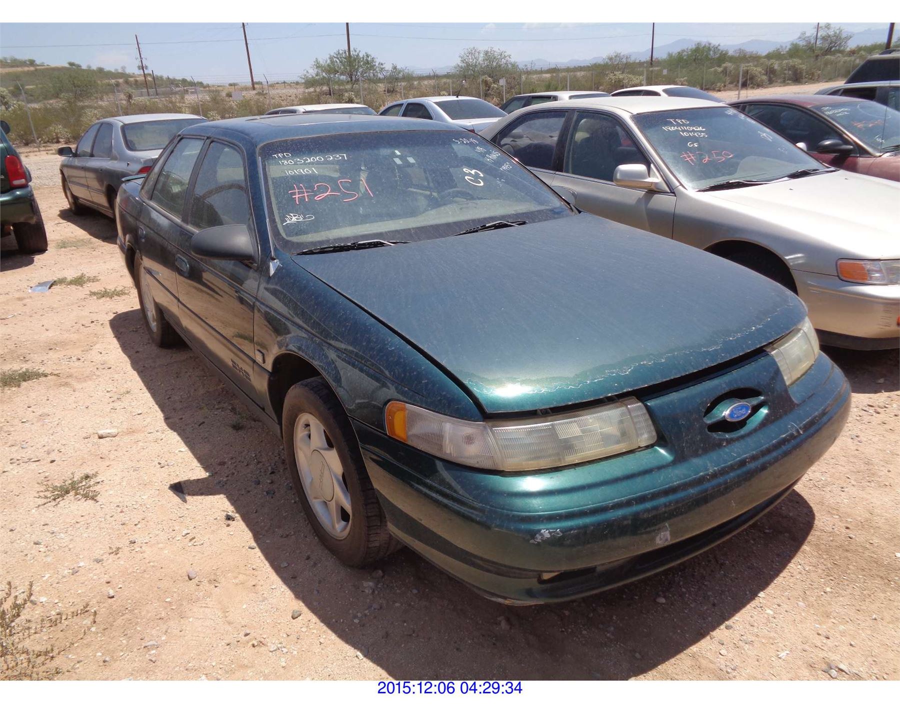 1995 - FORD TAURUS