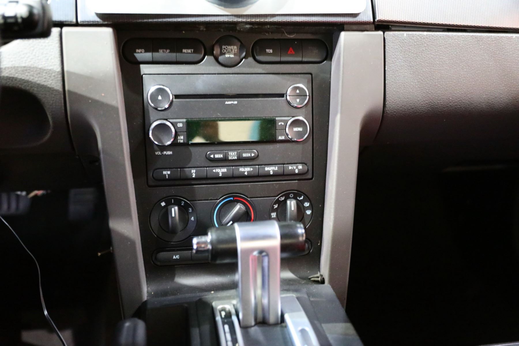 Knight Rider (2008) "KITT" 2008 Ford Mustang