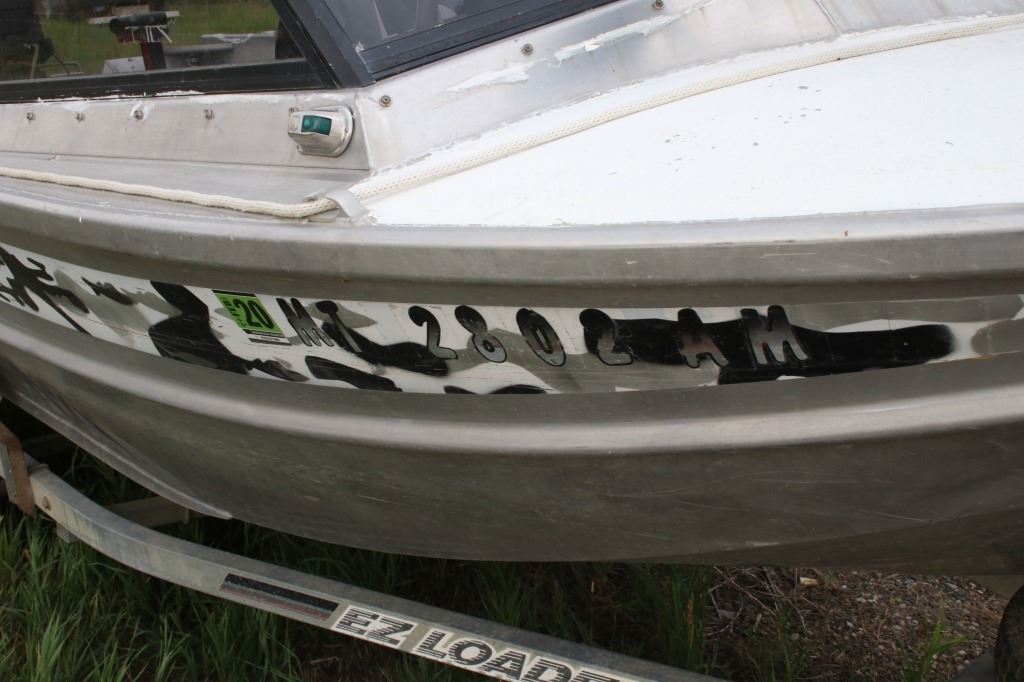 1990 Aluminum Almar Outboard Jet Boat