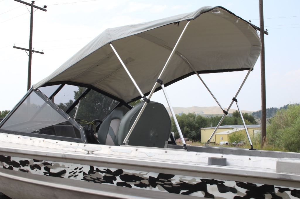 1990 Aluminum Almar Outboard Jet Boat