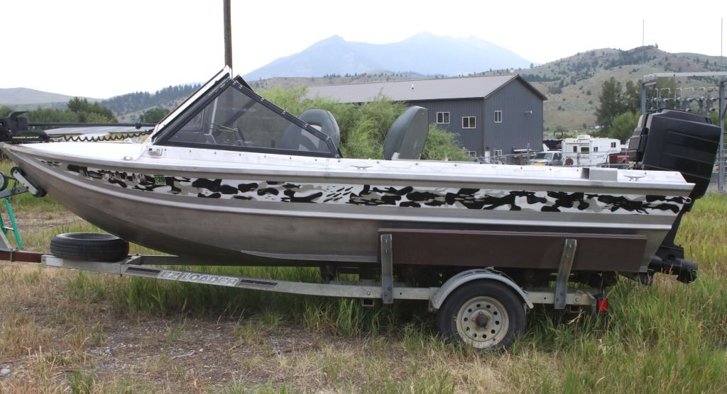 1990 Aluminum Almar Outboard Jet Boat