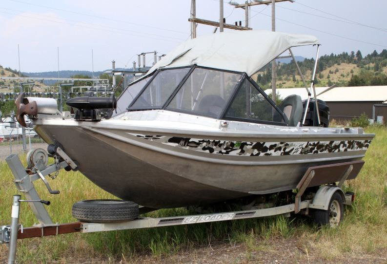 1990 Aluminum Almar Outboard Jet Boat