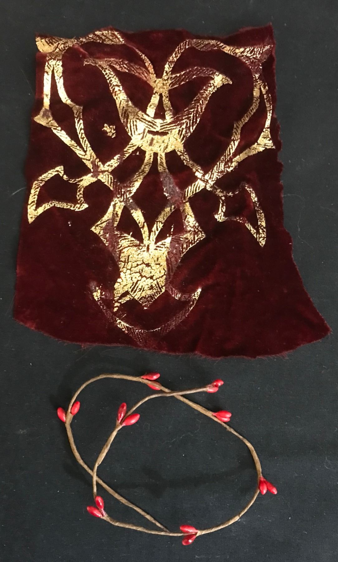 The Hobbit: The Desolation of Smaug (2013) - Elven Cloth Piece ...