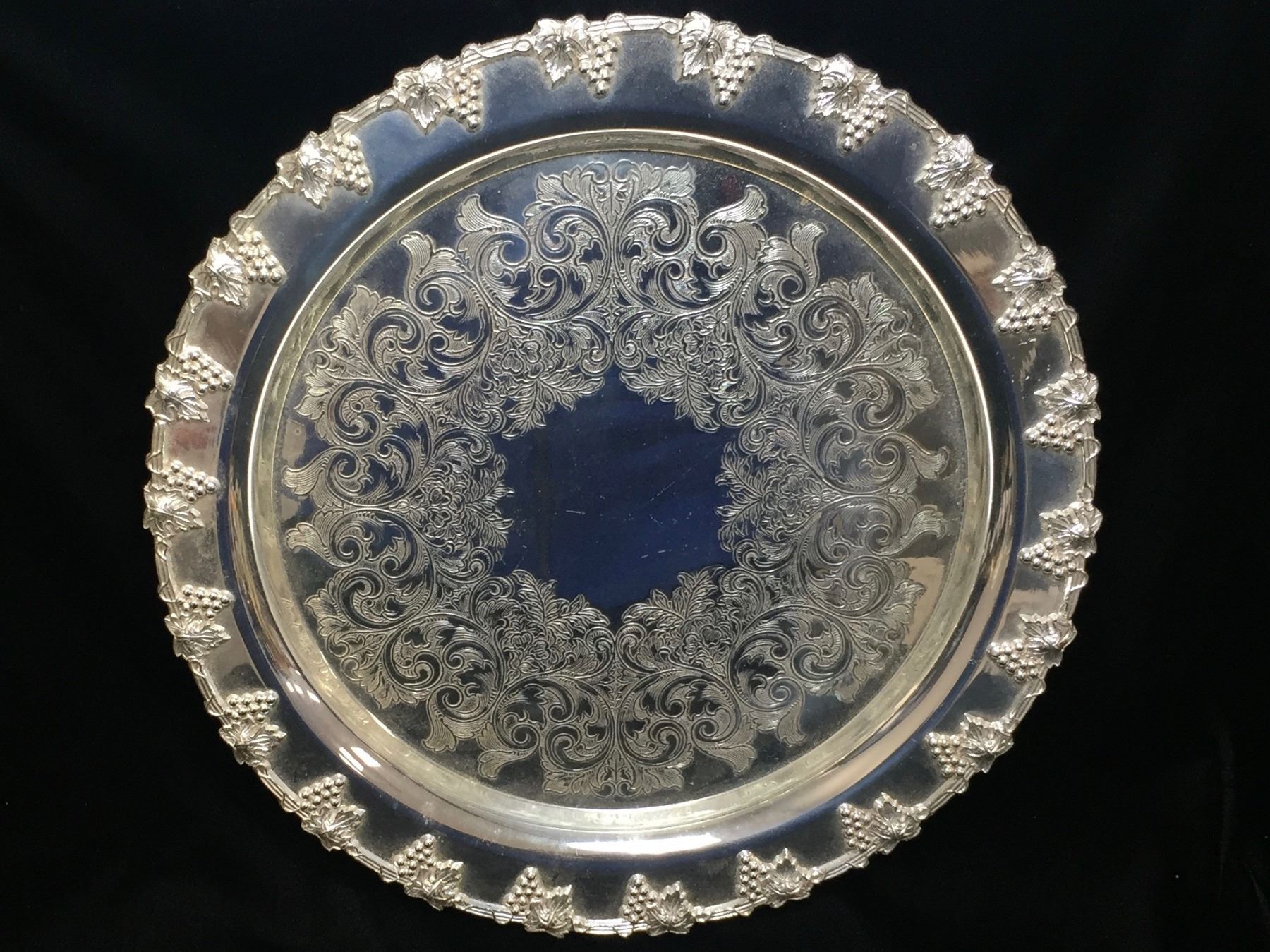 Vintage Rogers Old English Reproduction Silver Plate