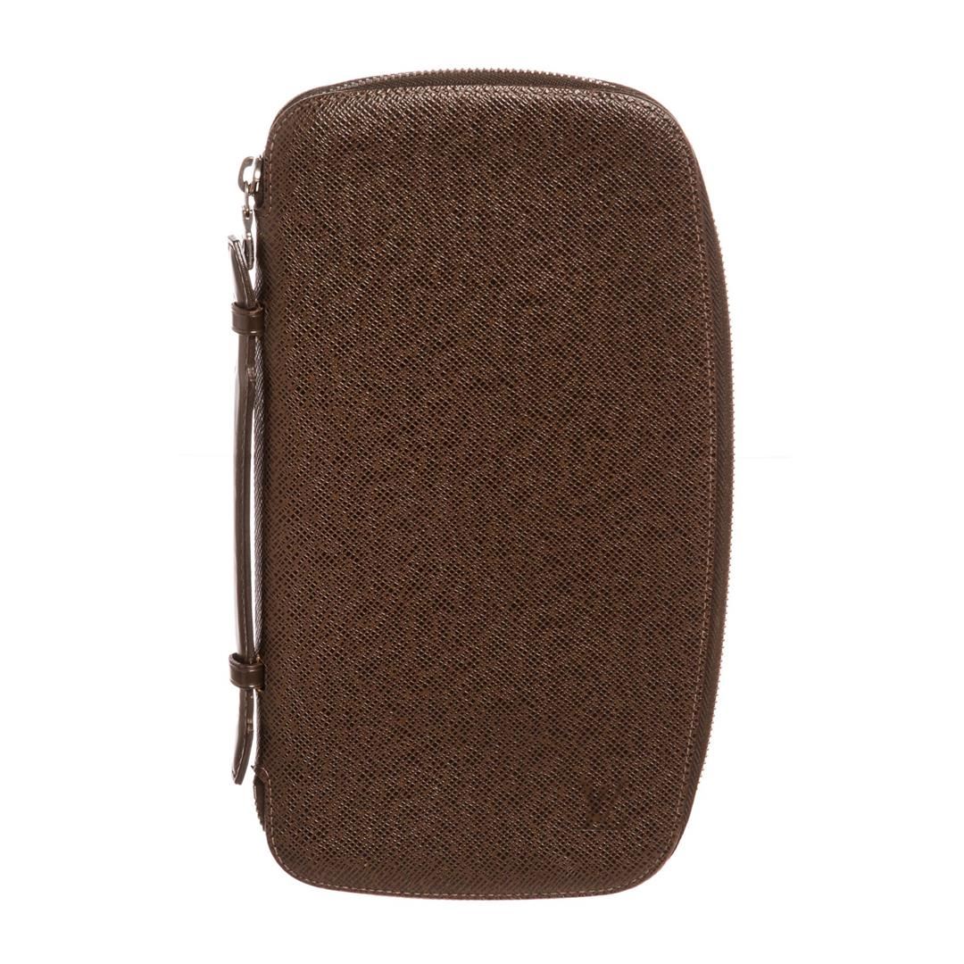 Louis Vuitton Brown Taiga Leather Atoll Organizer