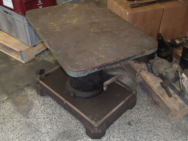 30 X 23 Die Raising Table BTM Industrial 30-x-23-die-raising-table-btm-industrial