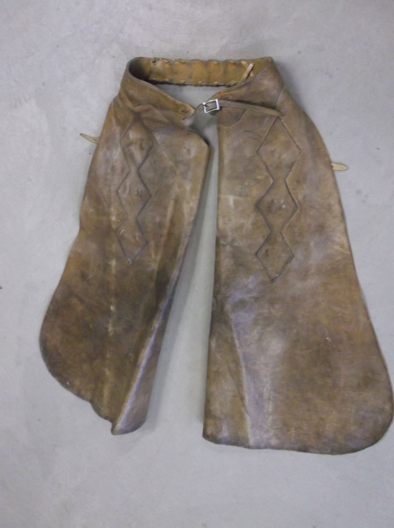 Marked FLR Batwing Chaps- Diamond Pattern Overlay- 35"L