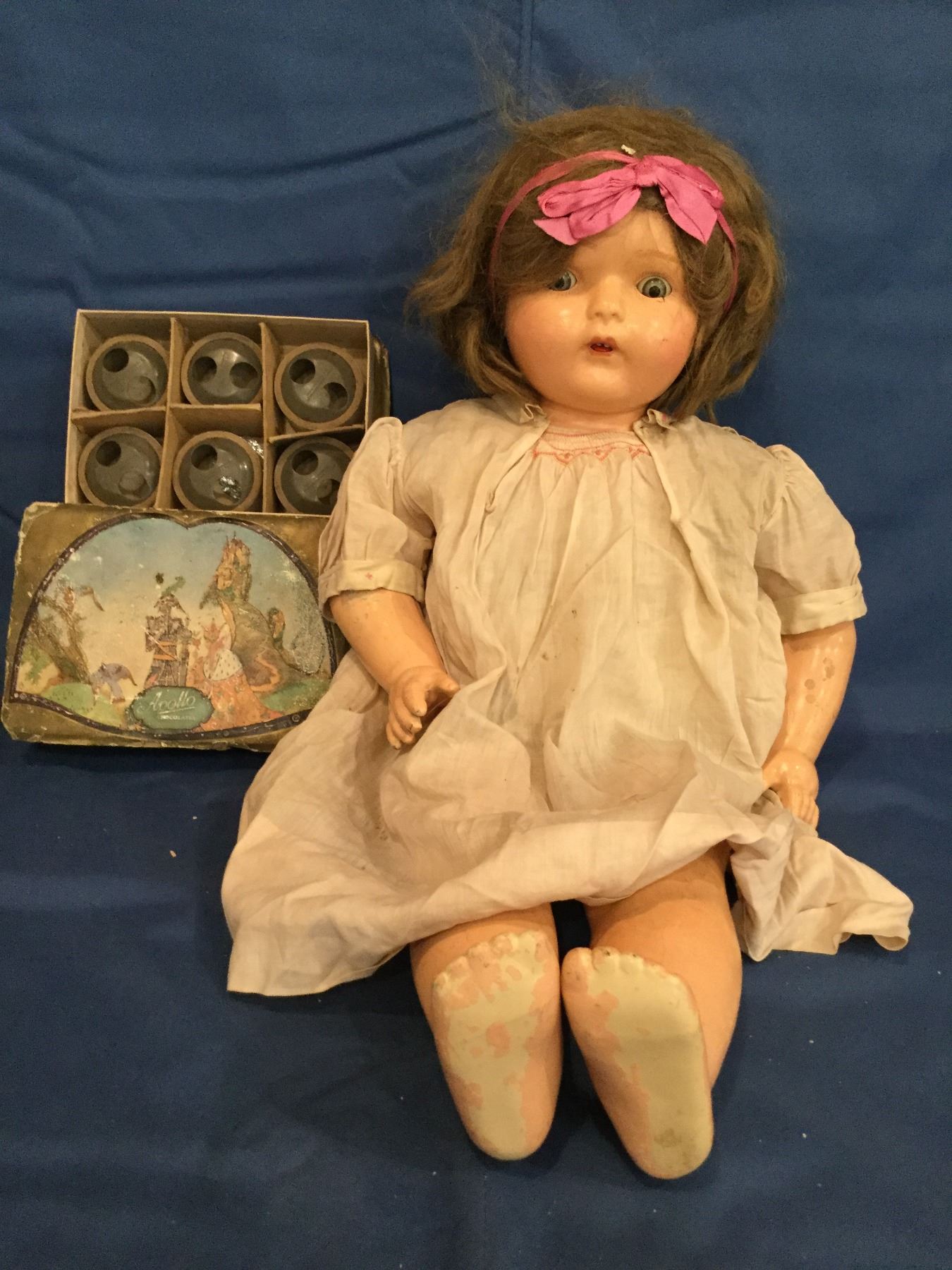 Rare 1920's Madam Hendren Mechanical Doll w/Records