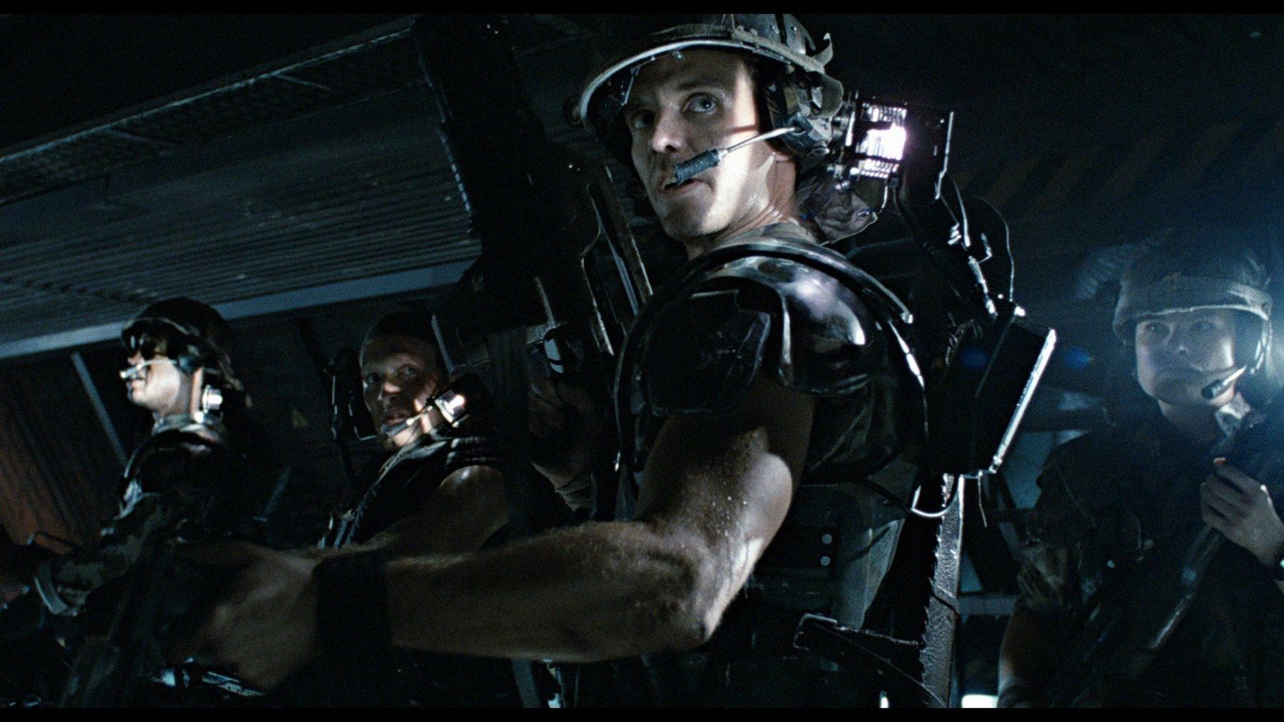 ALIENS (1986) - Dietrich's (Cynthia Dale Scott) Abdominal Armour