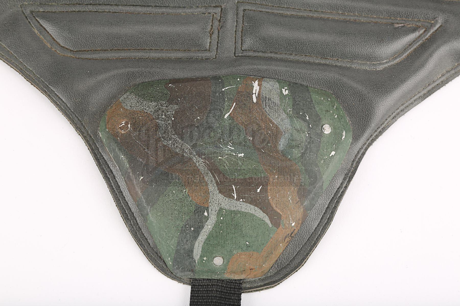 ALIENS (1986) - Dietrich's (Cynthia Dale Scott) Abdominal Armour