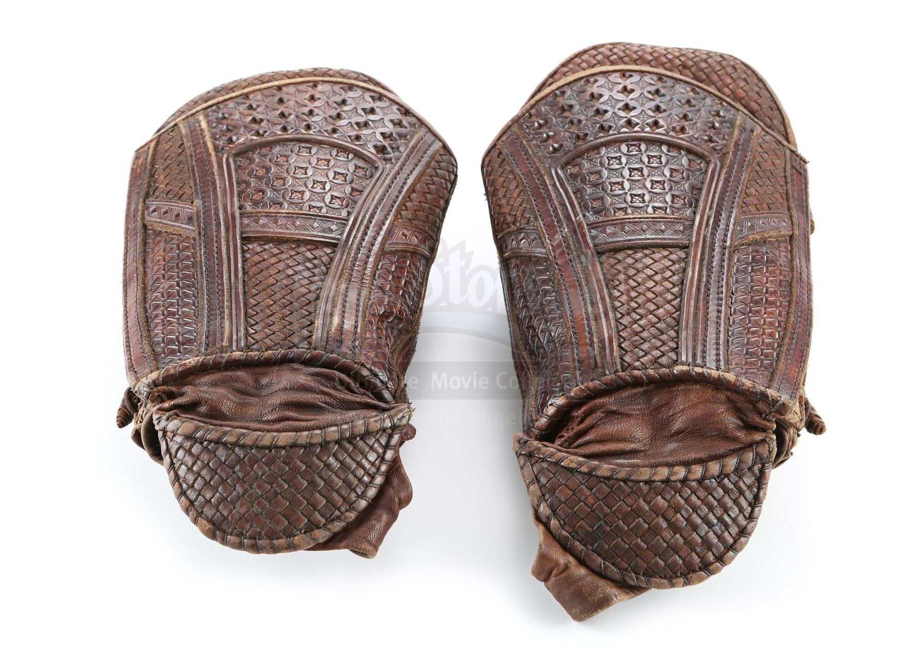 ASSASSIN'S CREED (2016) - Aguilar’s (Michael Fastbender) Stunt Hidden ...