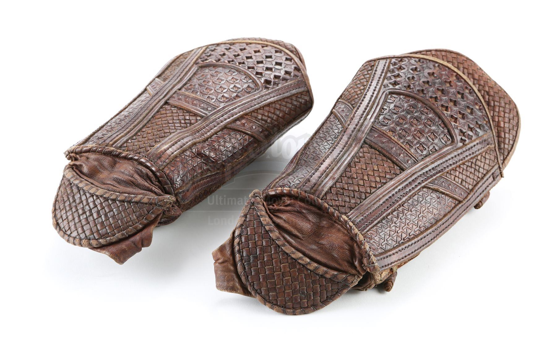 ASSASSIN'S CREED (2016) - Aguilar’s (Michael Fastbender) Stunt Hidden ...