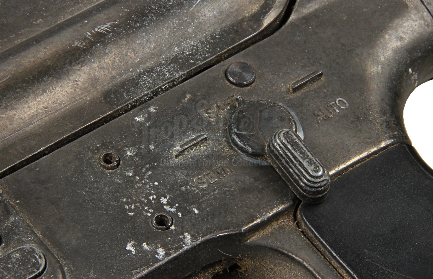 FULL METAL JACKET (1987) - U.S. Marine M16 Rifle