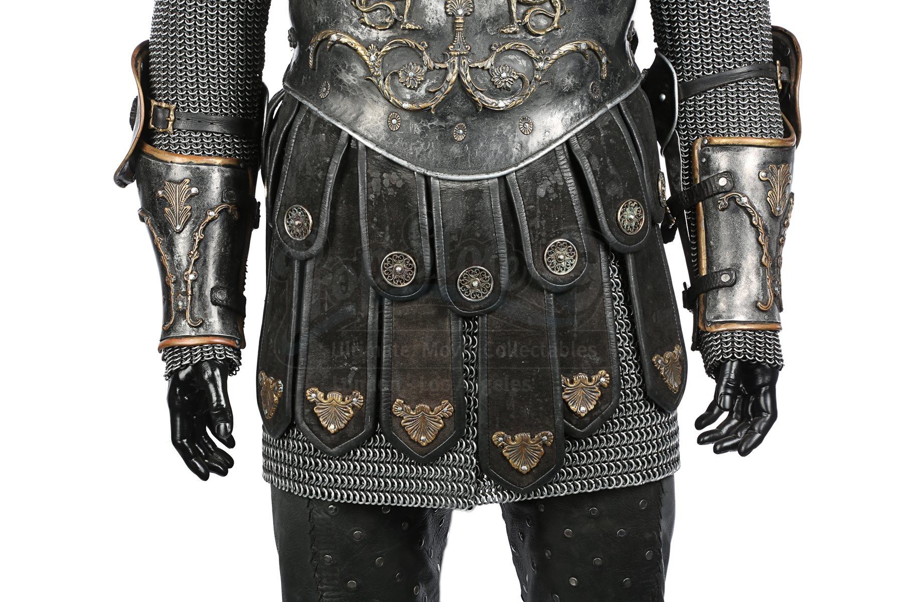 KING ARTHUR (2004) - King Arthur's (Clive Owen) Suit of Armour