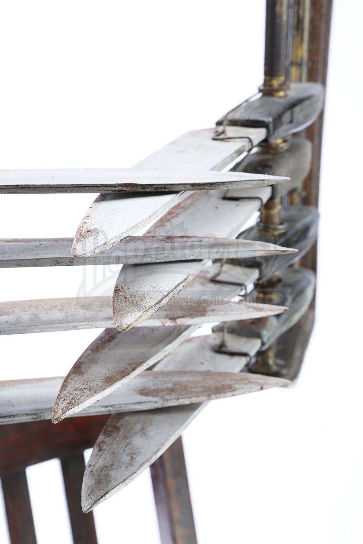 SAW IV (2007) - Knife Chair Trap